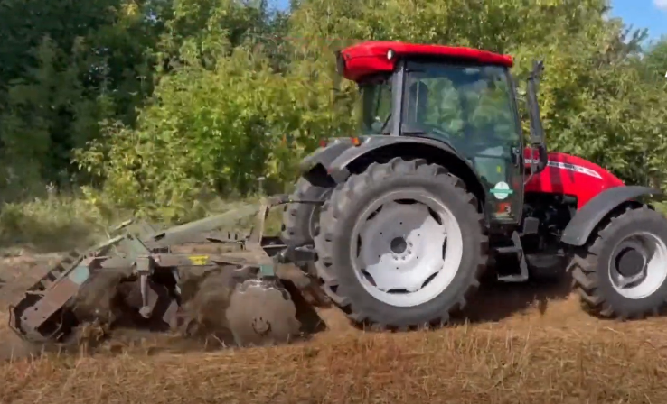 Трактор Маккормик (McCormick) 110